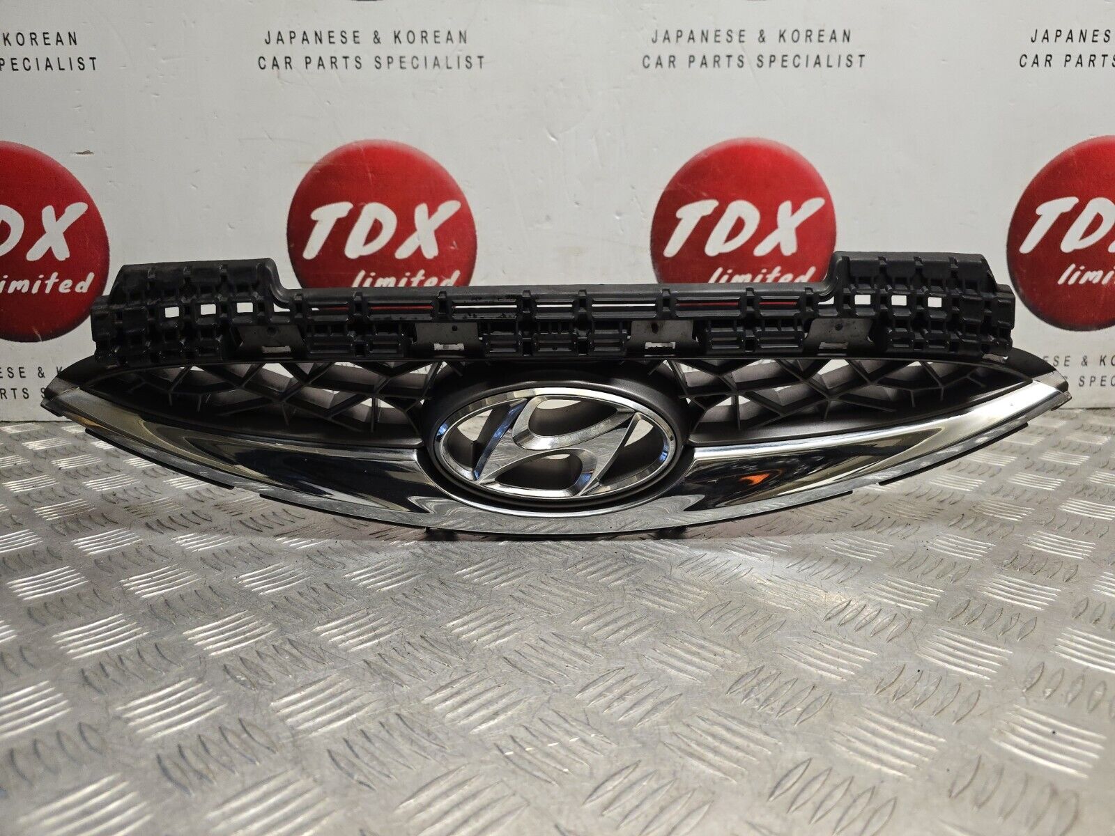HYUNDAI IX20 (JC) 2010-2015 GENUINE FRONT UPPER GRILLE + BADGE 86580-1 ...