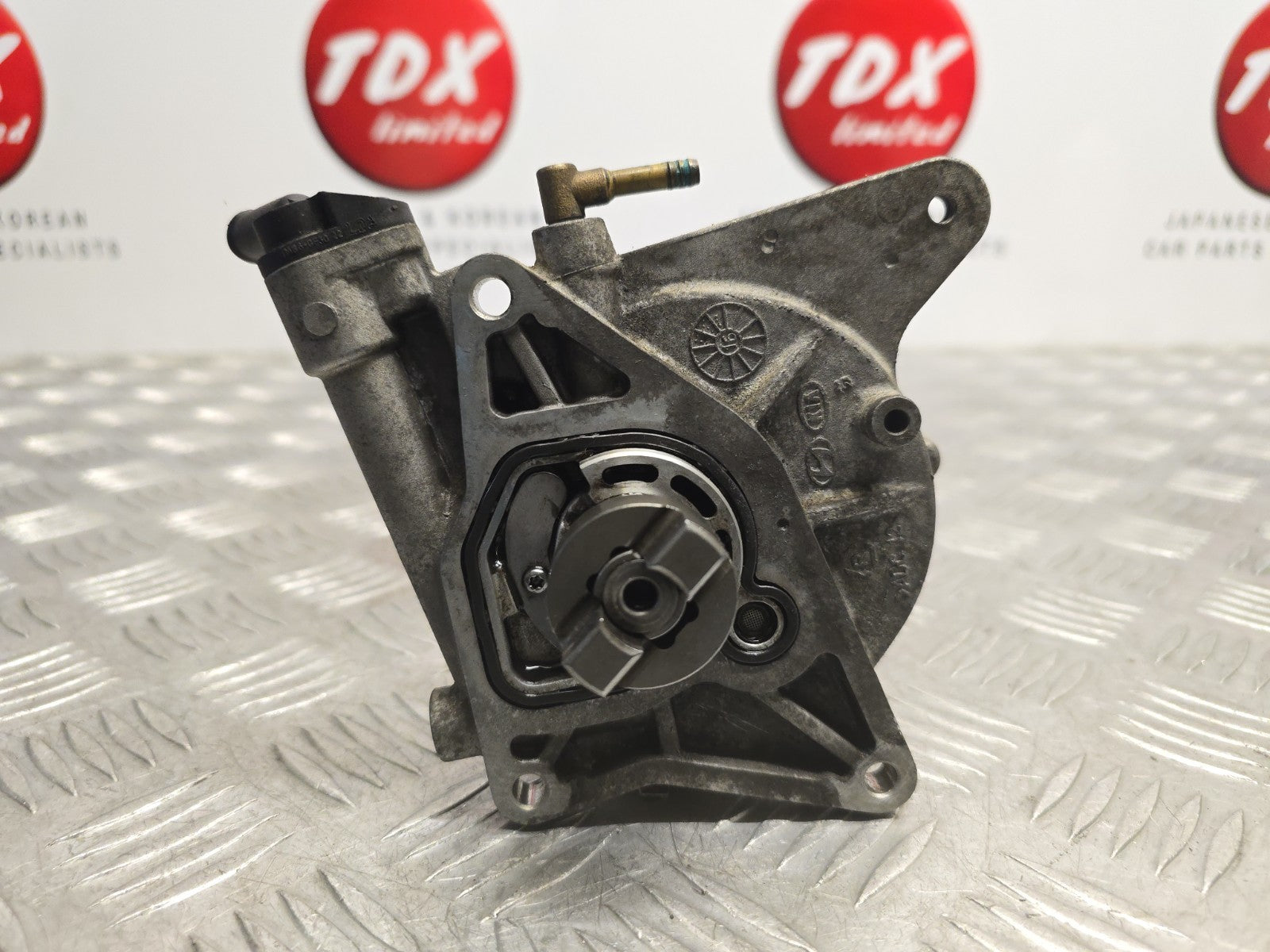 HYUNDAI SANTA FE MK3 2.2 CRDI DIESEL GENUINE BRAKE VACUUM PUMP 28810-2 ...
