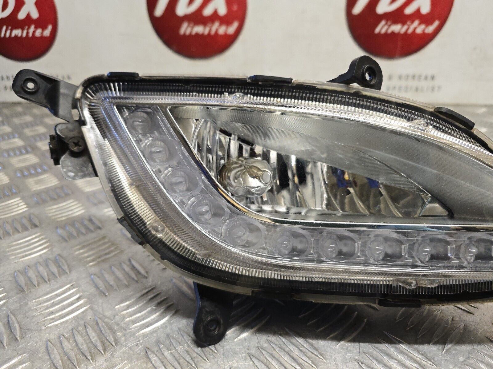HYUNDAI I30 GD MK2 2012 2017 GENUINE DRIVERS FRONT LED DRL FOG LIGHT LAMP
