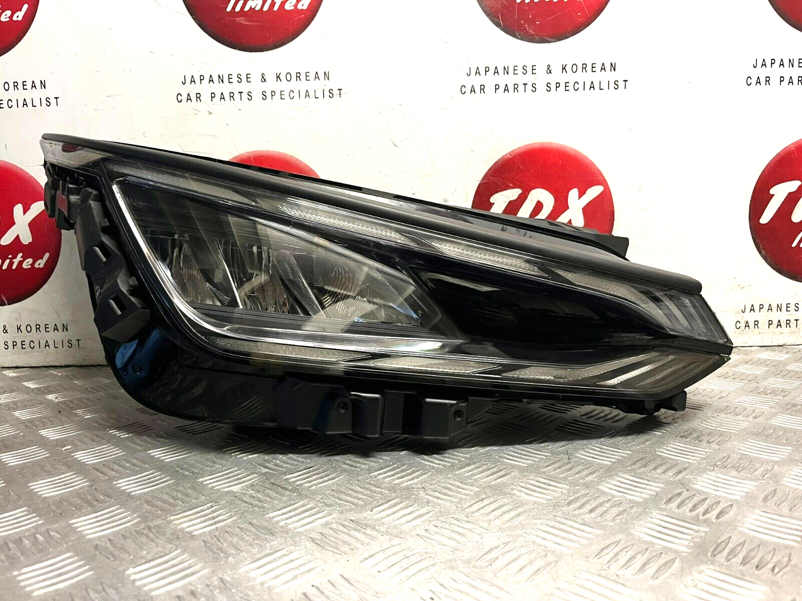 KIA EV6 AIR CV 2021-2024 GENUINE DRIVER SIDE FULL LED HEADLIGHT 92102 ...