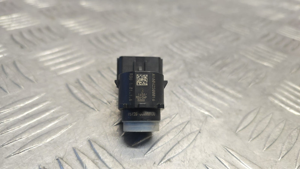 HYUNDAI TUCSON 2015-2020 GENUINE FRONT PDC PARKING SENSOR R3U BLUE 957 ...