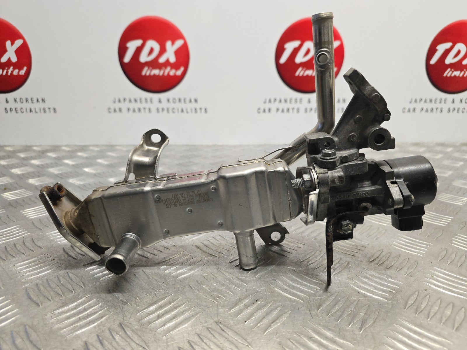 LEXUS CT200H 2011-2017 GENUINE 1.8 HYBRID GENUINE EGR COOLER + VALVE 2 ...