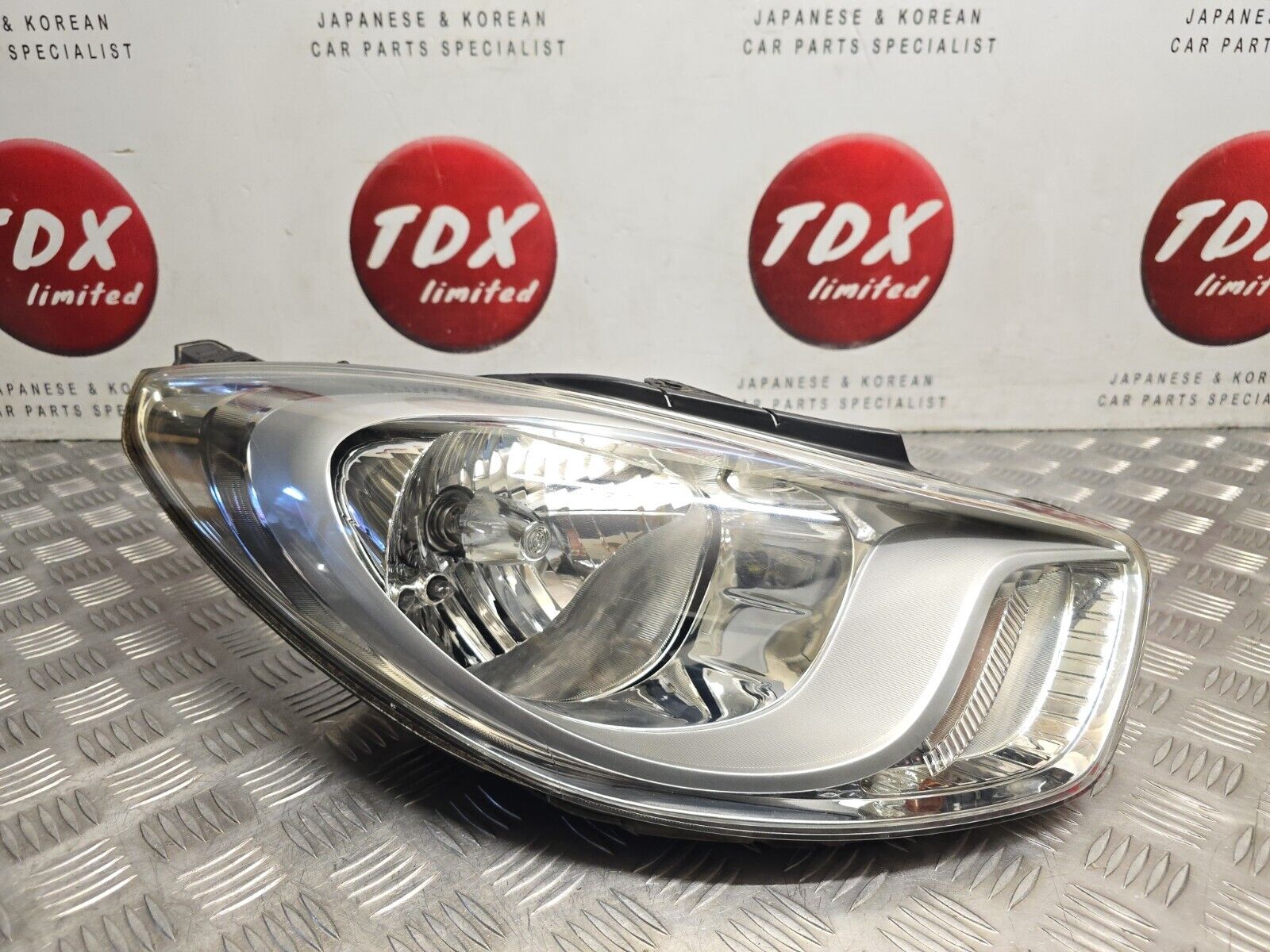 HYUNDAI I10 (PA) 2011-2013 MK1 FACELIFT GENUINE DRIVERS SIDE HALOGEN H ...
