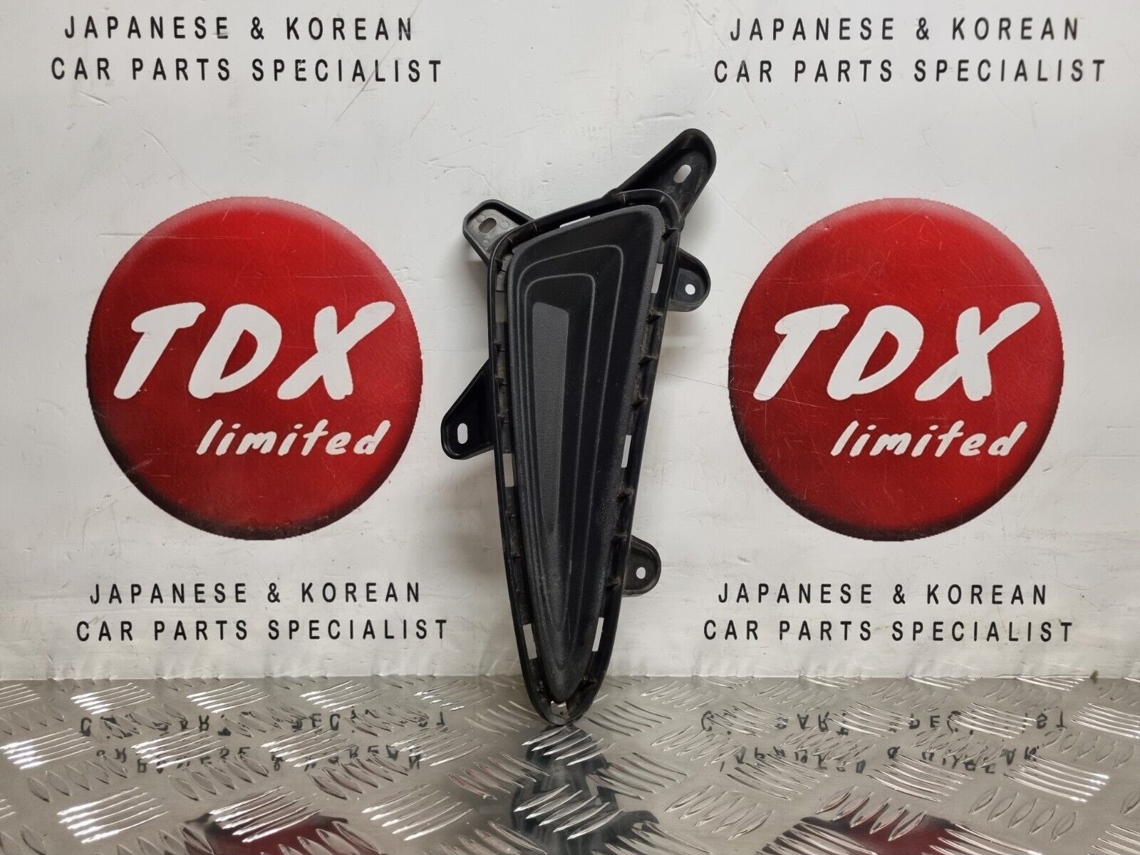 TOYOTA C-HR 2016-2020 GENUINE DRIVERS SIDE FRONT BUMPER TRIM COVER 521f ...