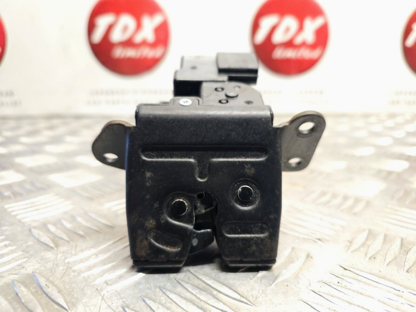 HYUNDAI I30 HATCHBACK GD MK2 2012-2017 GENUINE REAR BOOT LOCK CATCH 81 ...