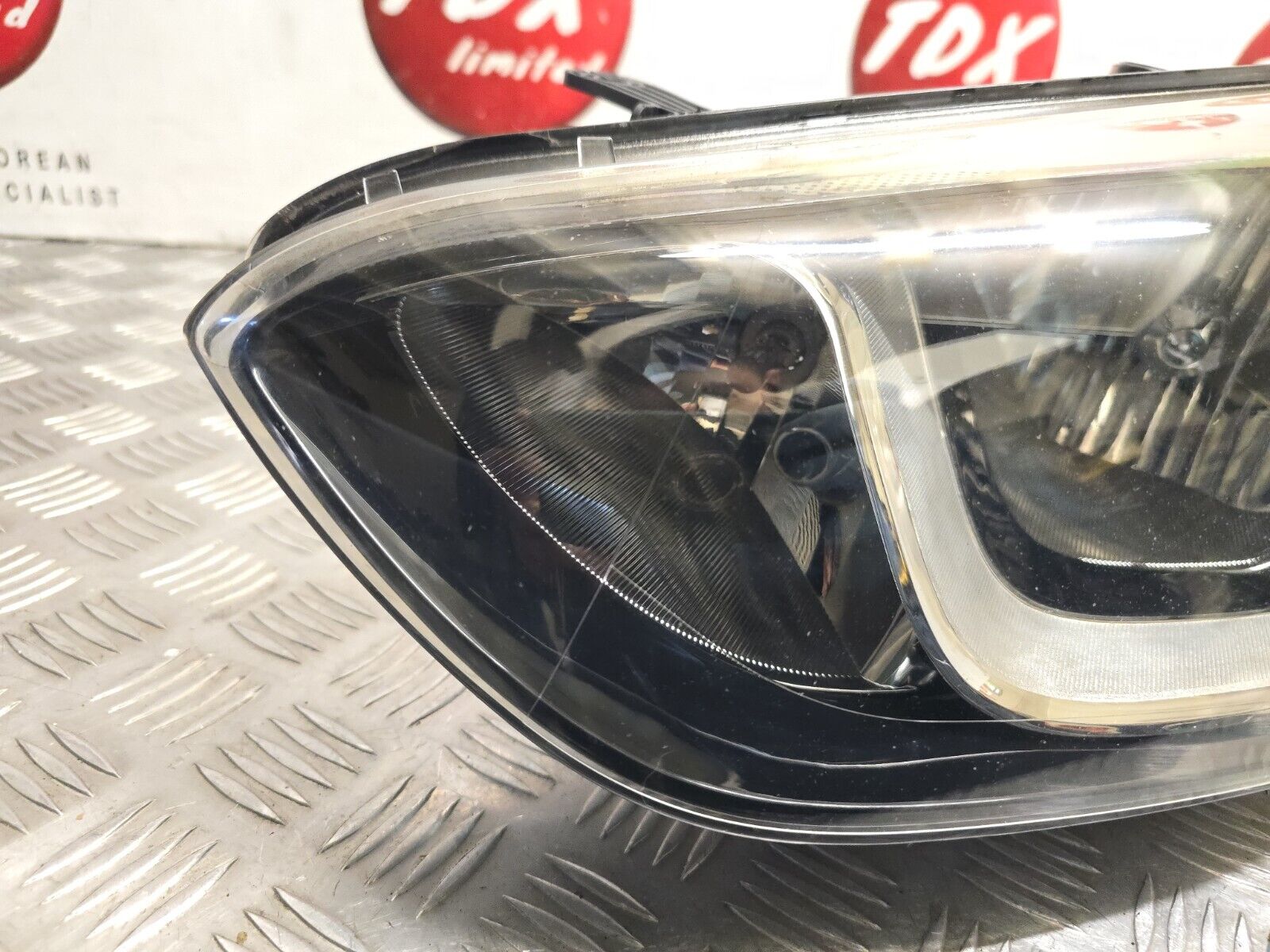 HYUNDAI I20 (PB) 2012-2014 FACELIFT GENUINE PASSENGERS FRONT HALOGEN H ...