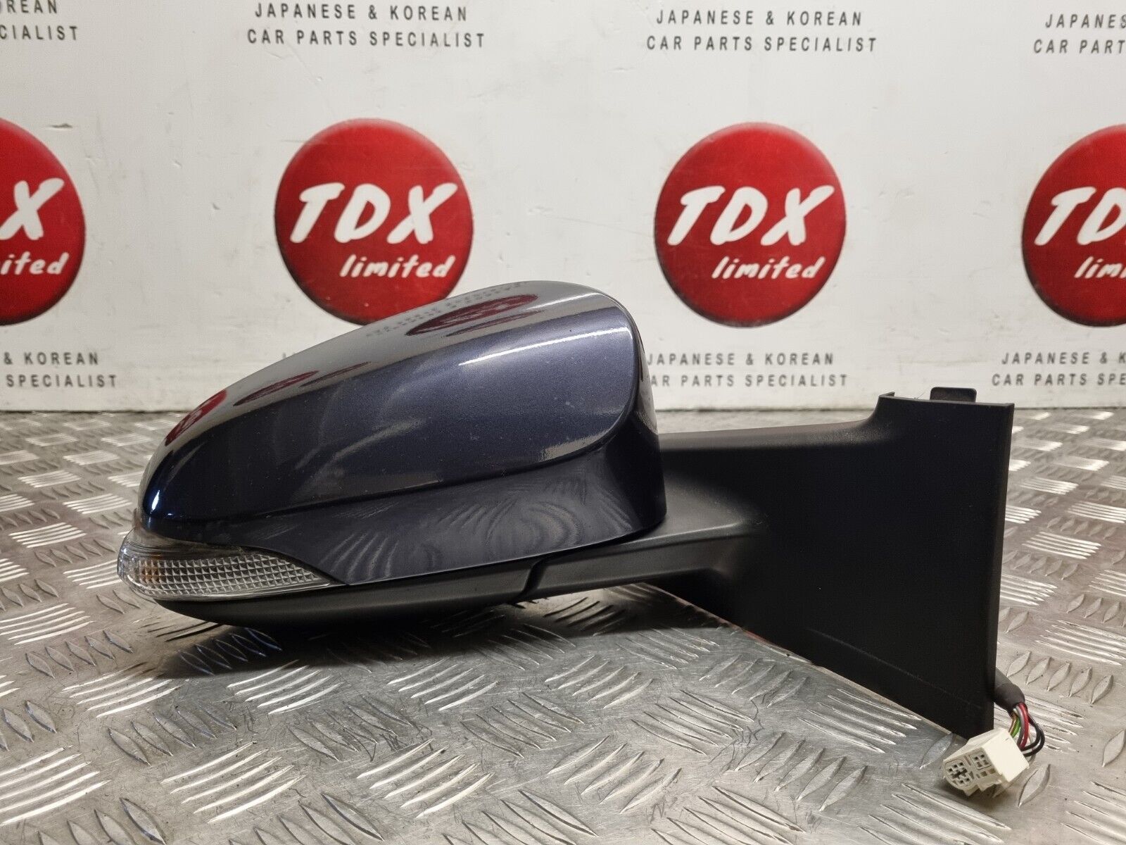TOYOTA YARIS MK3 2012-2017 GENUINE DRIVERS SIDE MANUAL FOLD MIRROR 9AF ...